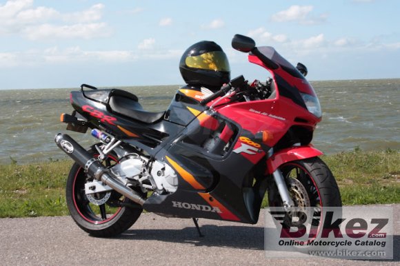 Honda CBR 600 F3 gallery